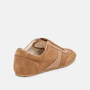 DOLCEVITA Dorie Sneakers - Pecan Suede
