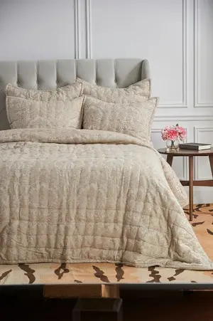 ELISABETH YORK 20" X 26" Navar Gray Damask Cotton Shammachine Washable