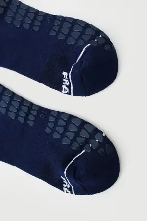 FRAISE Sport Grip Crew Socks