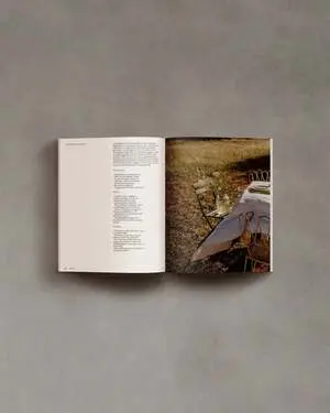 NEW MAGS Book Barefoot Living