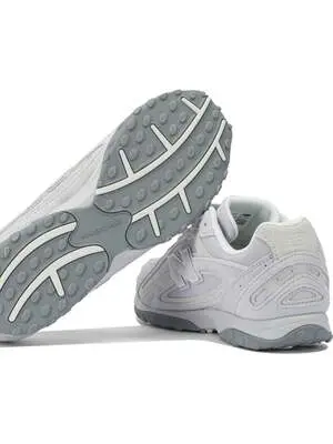 NEW BALANCE 204l Sneakers - Grey