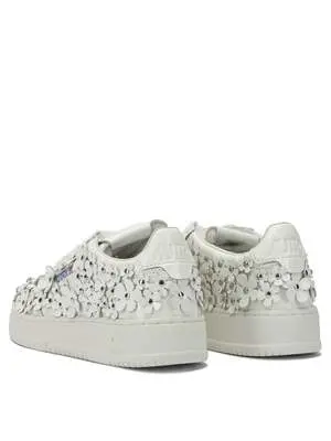 AUTRY Medalist Low Top Sneakers - White
