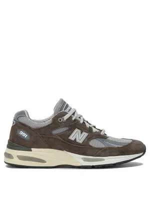 NEW BALANCE 991v2 Sneakers - Brown