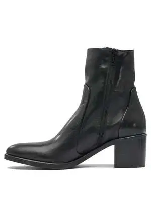 STRATEGIA Ankle Boots