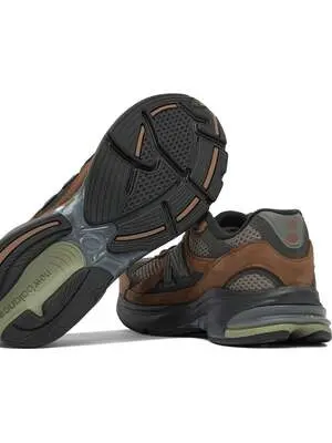 NEW BALANCE 2010 Sneakers - Brown