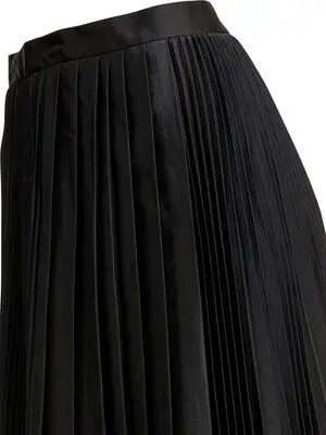 SANDBEIGE Pleated Skirt - Black