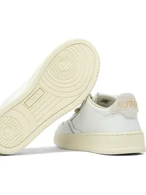 AUTRY Low Top Sneakers - White