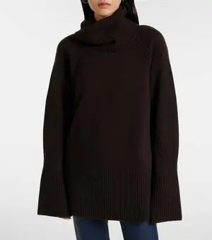 JOSEPH Loftus Cashmere Turtleneck Sweater