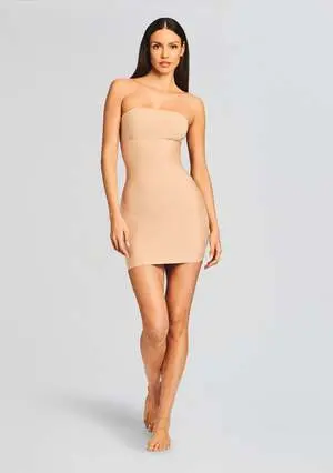 Commando Two-faced Tech Control Strapless Slip - Beige