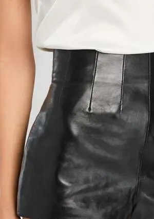 Retrofete Aubreen Leather Short