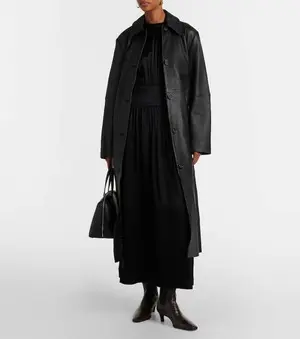 TOTEME 50 Leather Chelsea Boots