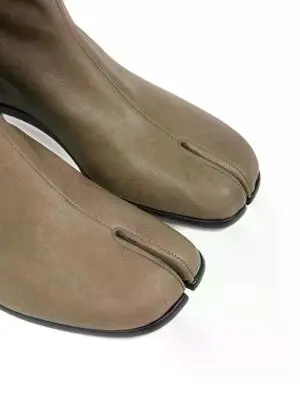 MAISON MARGIELA Tabi Ankle Boots - Brown