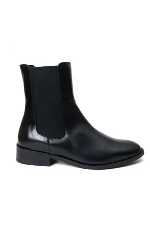 MENINA STEP Balmoral Leather Chelsea Boot