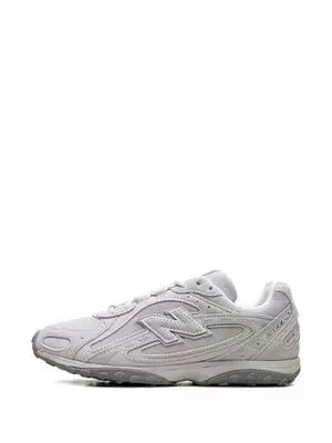 NEW BALANCE 2040 Suede Paneled Sneakers - Grey