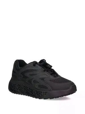 Guess Cut-out Detailing Sneakers