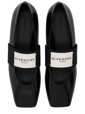 Givenchy Ballet Flats - Black