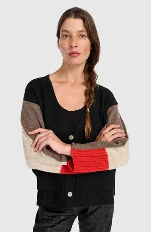 Alembika Finch Cardigan - Black/hazelnut