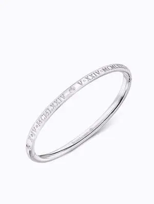 BRIONY RAYMOND Slim Memoir Story Bangle - 18 Karat White Gold