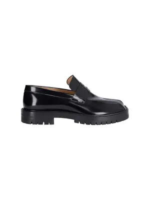 MAISON MARGIELA Tabi Loafers