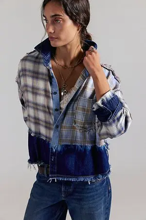 THE TALES Mixed Denim Flannel Button Down