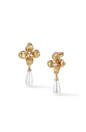 RETRO CHIC Iris Blossom Pearl Earrings - Gold & White