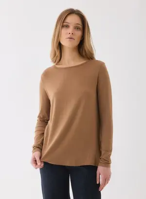 Majestic Filatures Soft Touch Long-sleeve Crewneck With Pleat - Camel