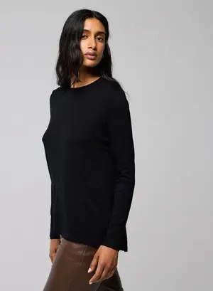 Majestic Filatures Soft Touch Long-sleeve Crewneck With Pleat - Noir