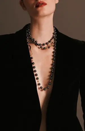 RETRO CHIC Leopard Chain Pearl Necklace - Black & Gold