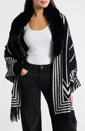 NIKKI LUND Faux Fur Trim Wrap - Black