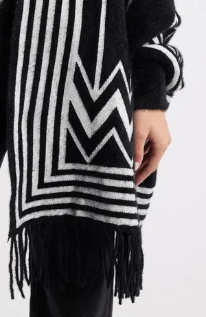 NIKKI LUND Faux Fur Trim Wrap
