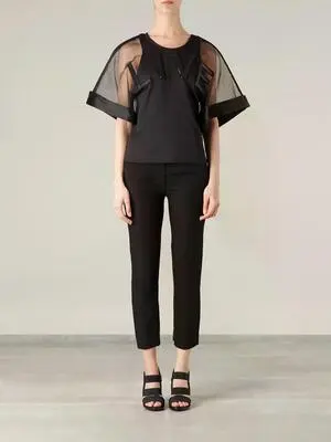 Undercover Live Top