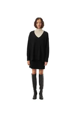 Gobi Cashmere Relaxed-fit Cashmere V-neck Sweater