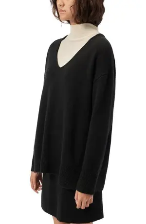 Gobi Cashmere Relaxed-fit Cashmere V-neck Sweater