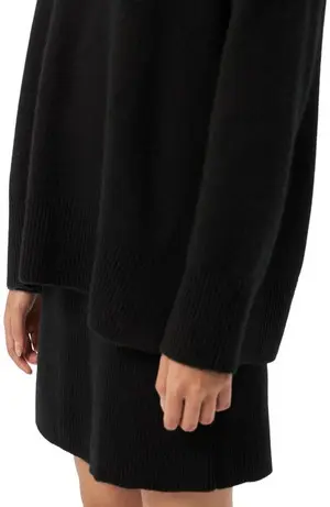 Gobi Cashmere Relaxed-fit Cashmere V-neck Sweater