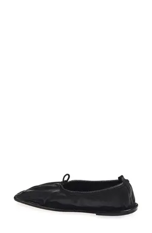 Hereu Puntera Pleated Leather Flats - Black