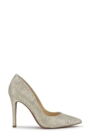 Jessica Simpson Cassani Pointy Toe Pump