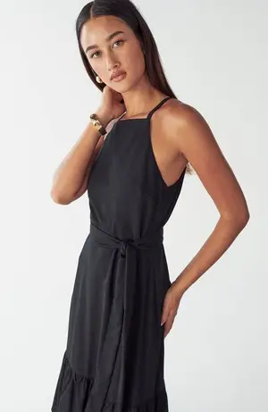 WILLA Lou Tiered Midi-length Dress - Black