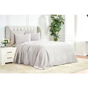 ELISABETH YORK Vance Oyster 100% Cotton Matelasse Bed Coverlet - Silver