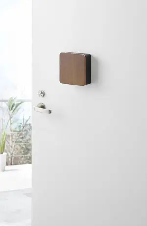 YAMAZAKI Magnetic Key Cabinet - Walnut