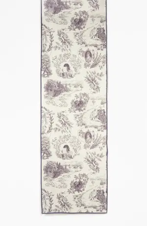 BOND & GRACE The Heroines Table Runner