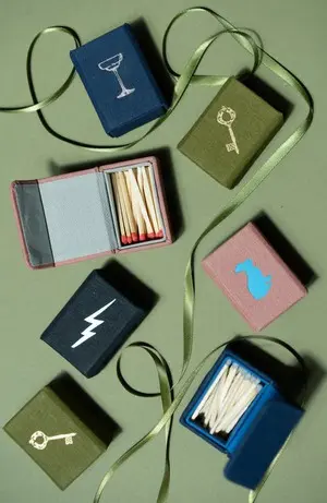 BOND & GRACE Toast Matchbox