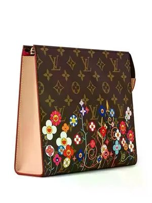 LOUIS VUITTON Toiletry Pouch
