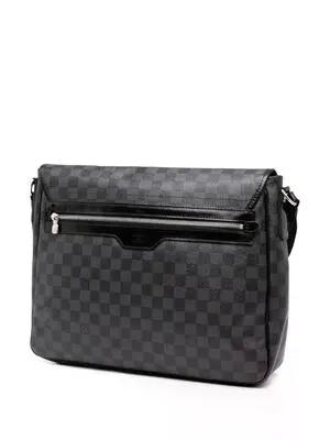 LOUIS VUITTON 2009 Damier Graphite Daniel Mm Crossbody Bag