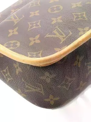 LOUIS VUITTON 2002 Sologne Monogram Shoulder Bag