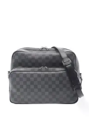 LOUIS VUITTON Leoh Shoulder Bag - Black