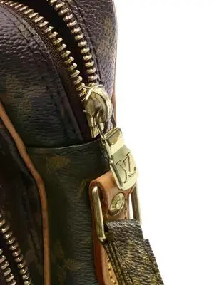 LOUIS VUITTON 2004 Monogram Amazon Crossbody Bag
