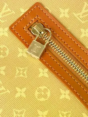LOUIS VUITTON 2004 Mini Sac Catherine Handbag