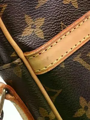 LOUIS VUITTON 2009 Danube Shoulder Bag