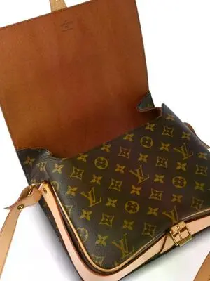 LOUIS VUITTON 1995 Cartouchiere Gm Shoulder Bag
