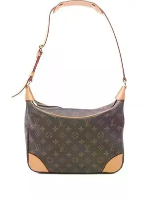 Louis Vuitton Trimmed Shoulder Bags